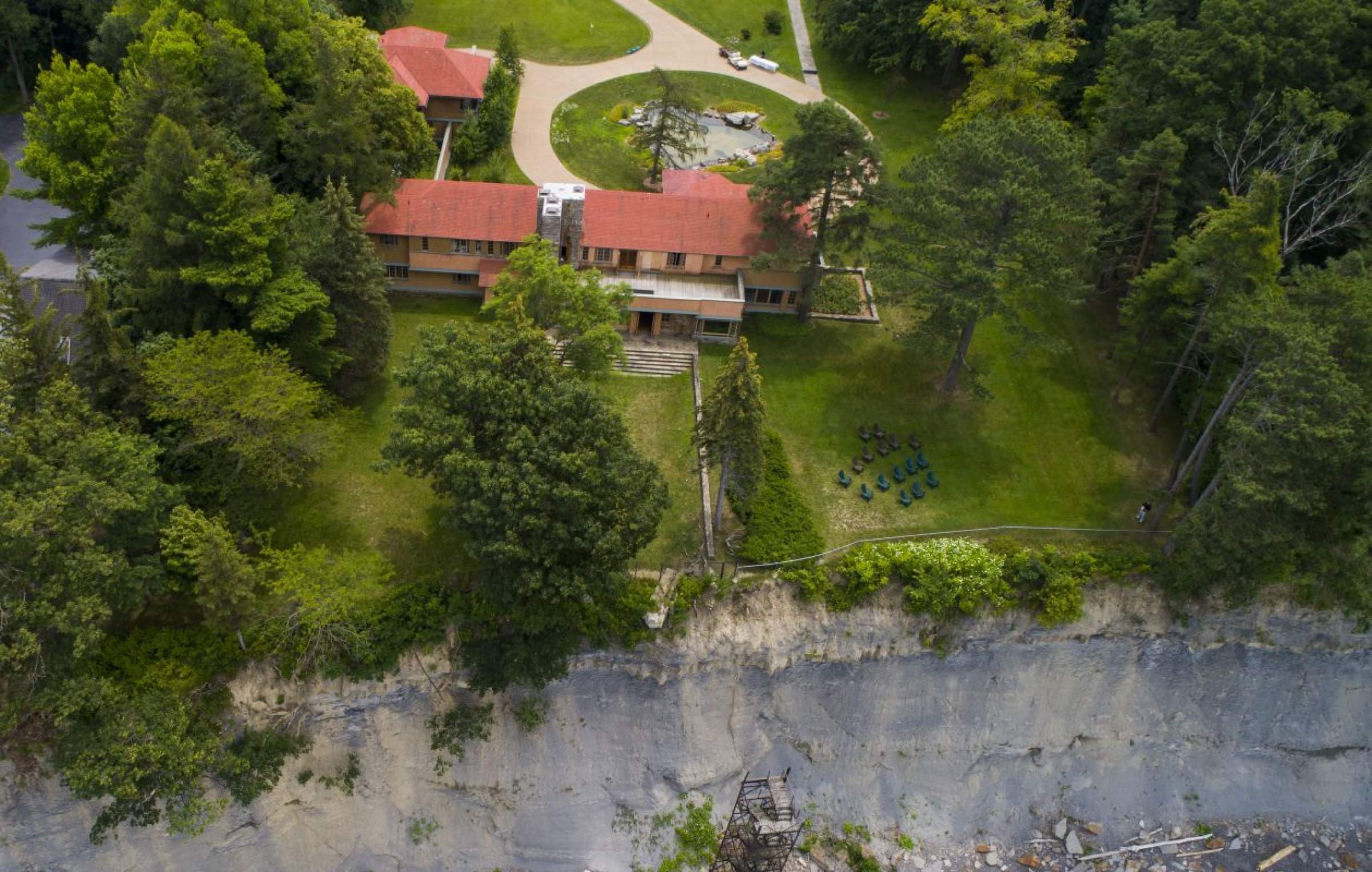 Buffalo Billion II Money To Finance Graycliff Visitor Center, Beach ...